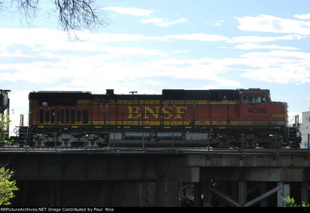 BNSF 4096